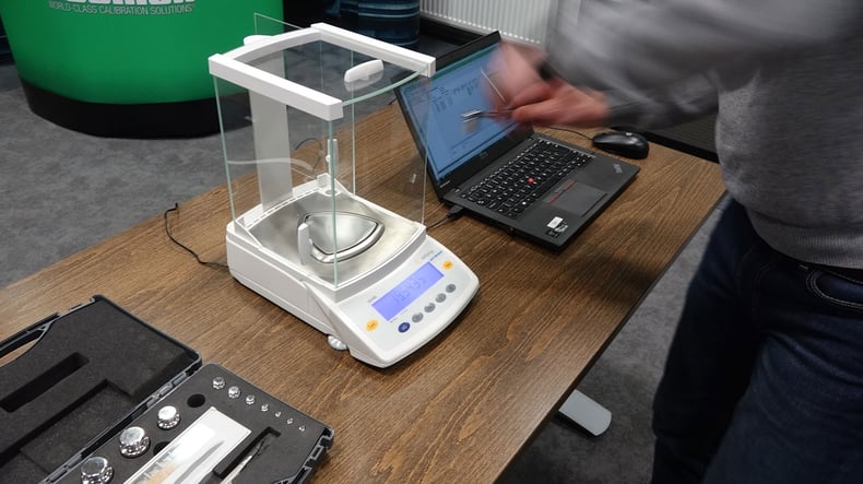 Weighing scale calibration - How to calibrate weighing instruments Weighing scale calibration - How to calibrate weighing instruments